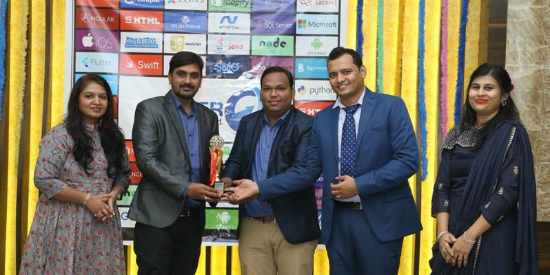 Life at Elsner - ELSNER