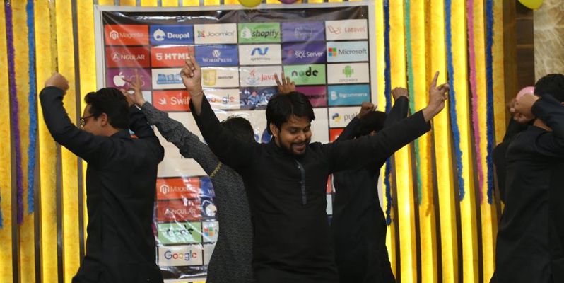 Life at Elsner - ELSNER