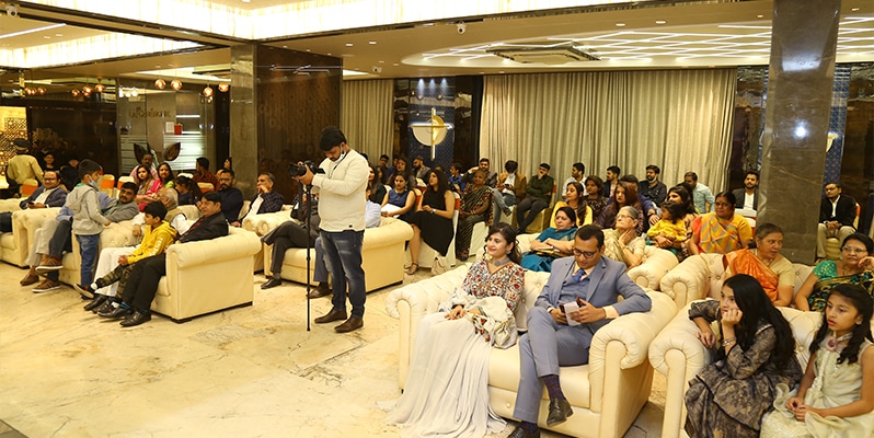 Life at Elsner - ELSNER