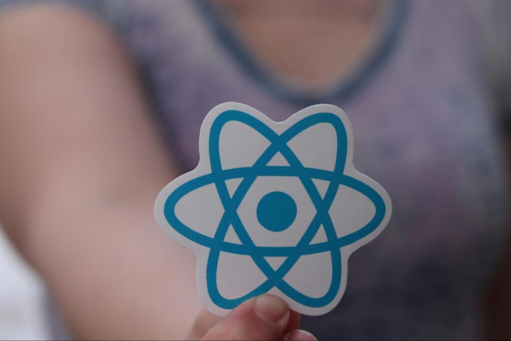 React JS vs JavaScript: Key Differences Explained